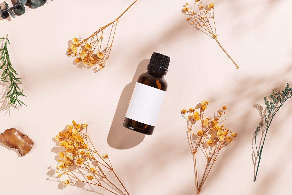 Simple essential oil bottle mockup - Mockups Design