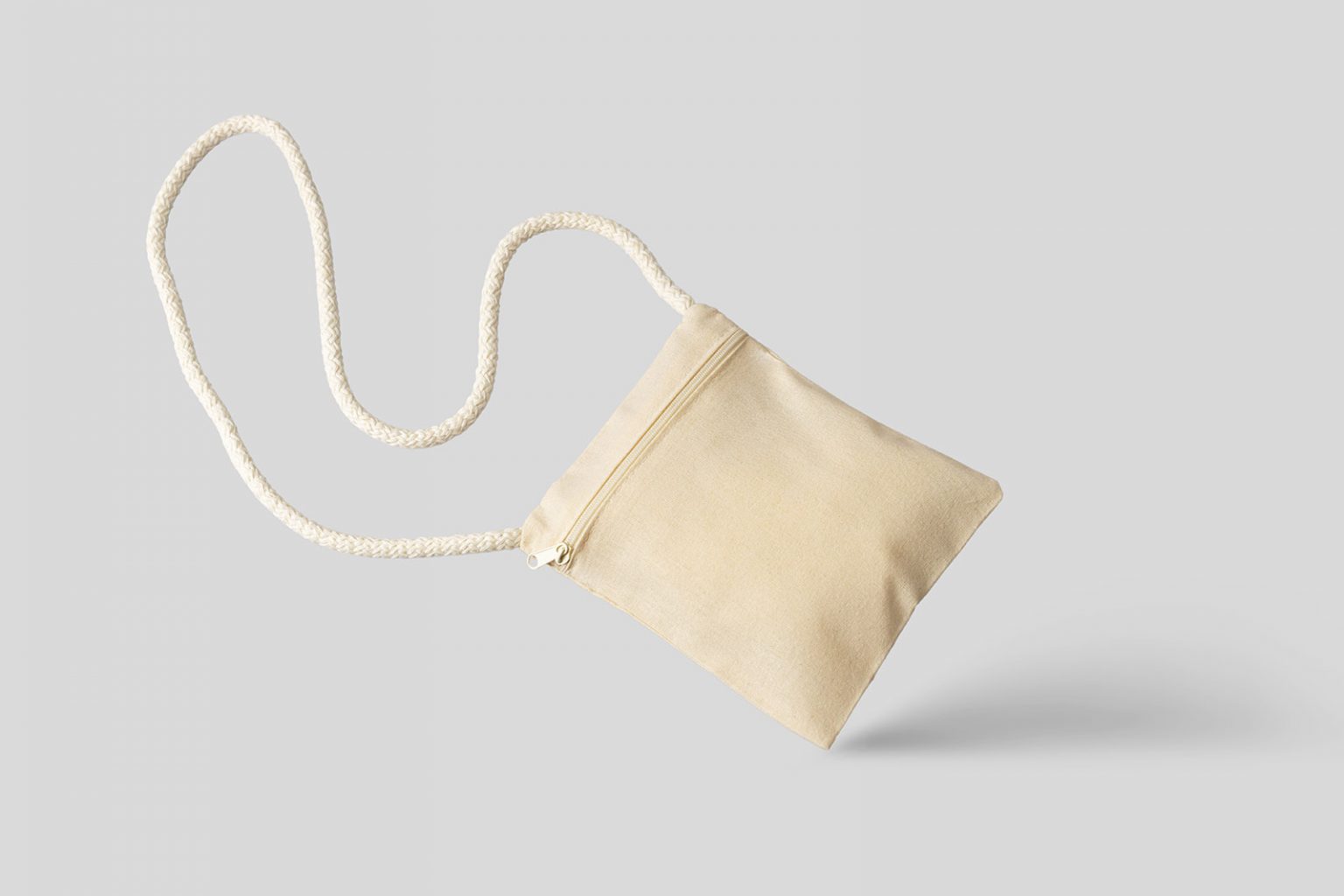 Linen shoulder bag mockup - Mockups Design